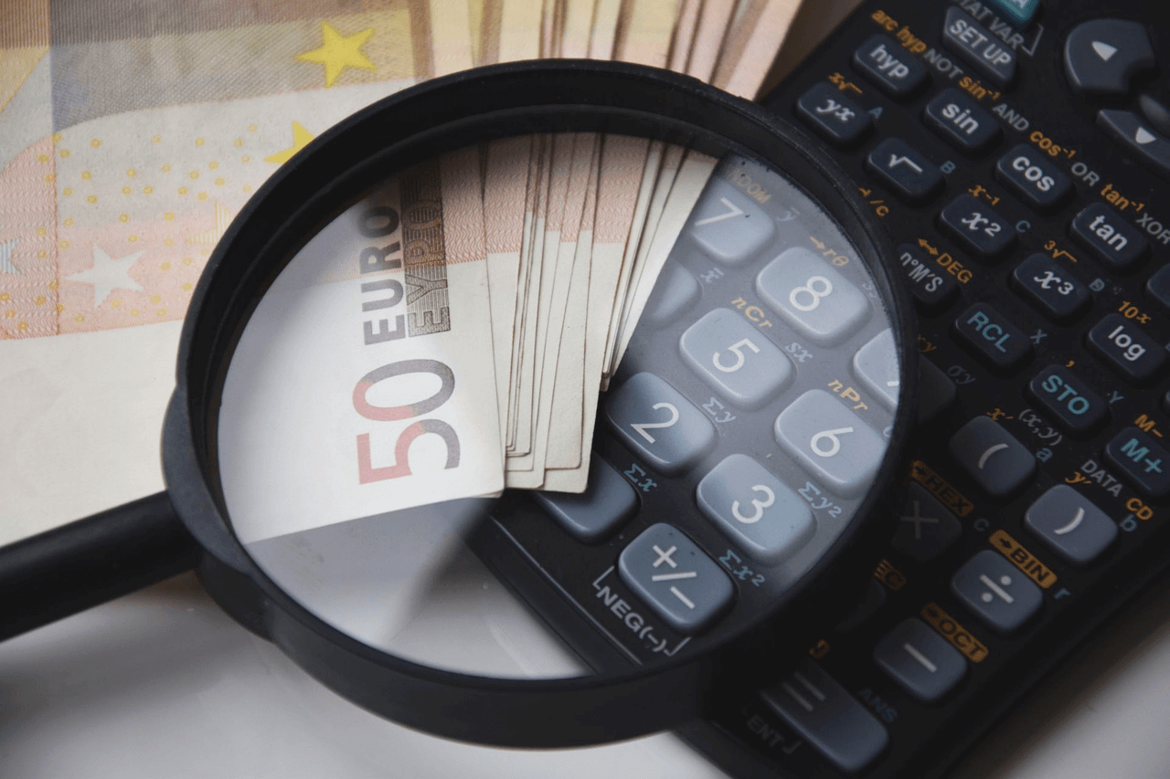 Real Estate vs ETF Investing — Which Is Better With $100,000? - The ...
